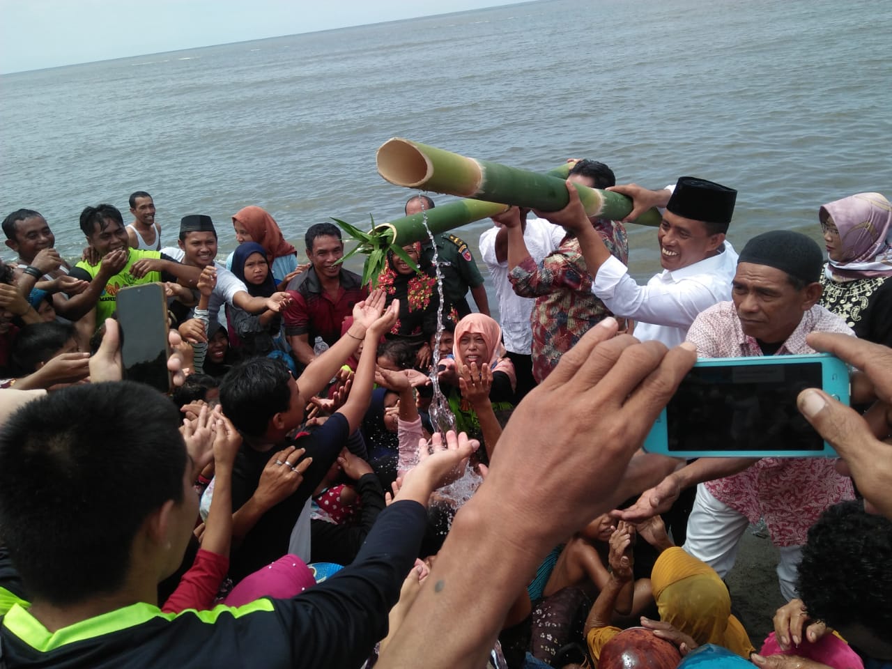 Kesultanan Jailolo Gelar Upacara Adat Mandi Safar – porostimur.com