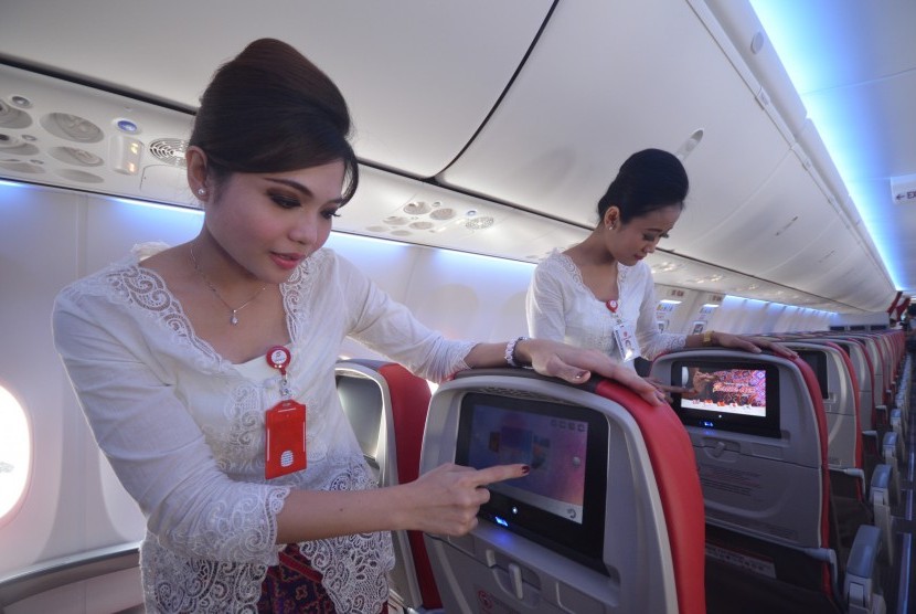 Sisi Gelap Pramugari yang Jarang Terekspose, Dilecehkan hingga ...