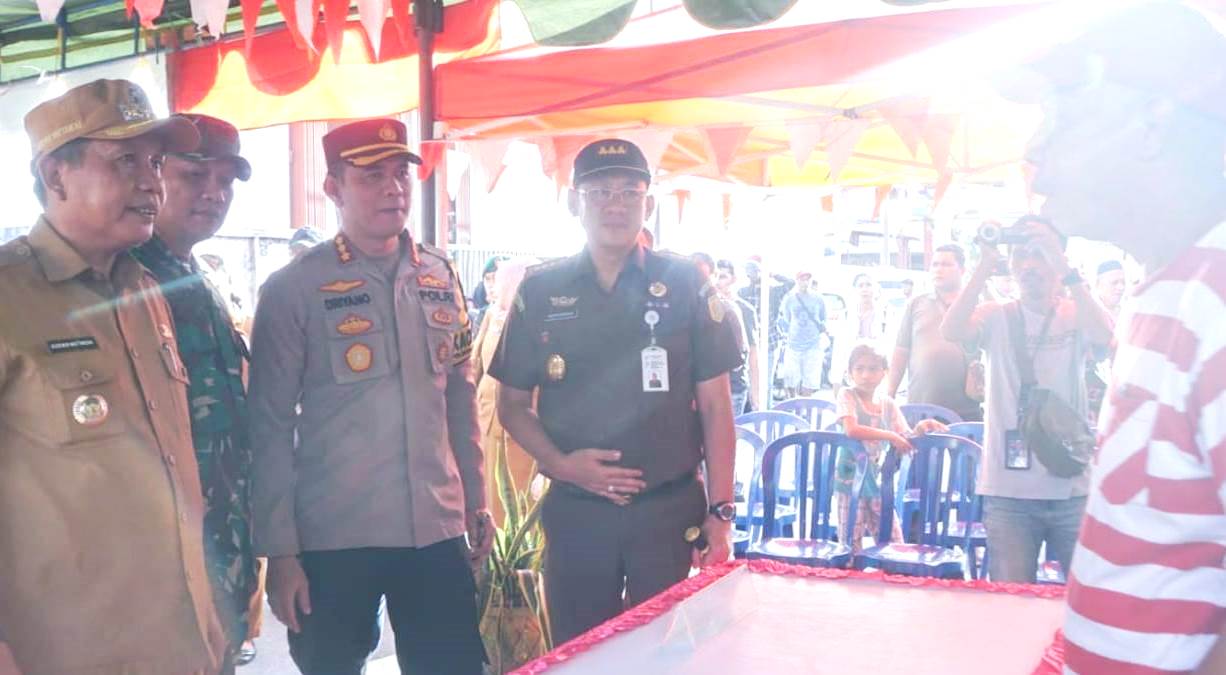 Pastikan Logistik Pemilu Terdistribusi, Pj. Wali Kota Ambon Kunjungi 5 TPS – porostimur.com