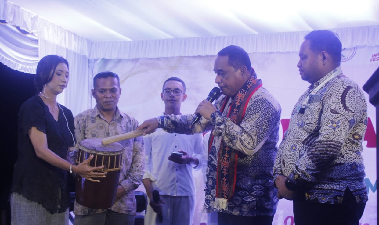 INA AMA FEST 2025: Cinta, Tawa, dan Nostalgia di Reuni Akbar SMA ...