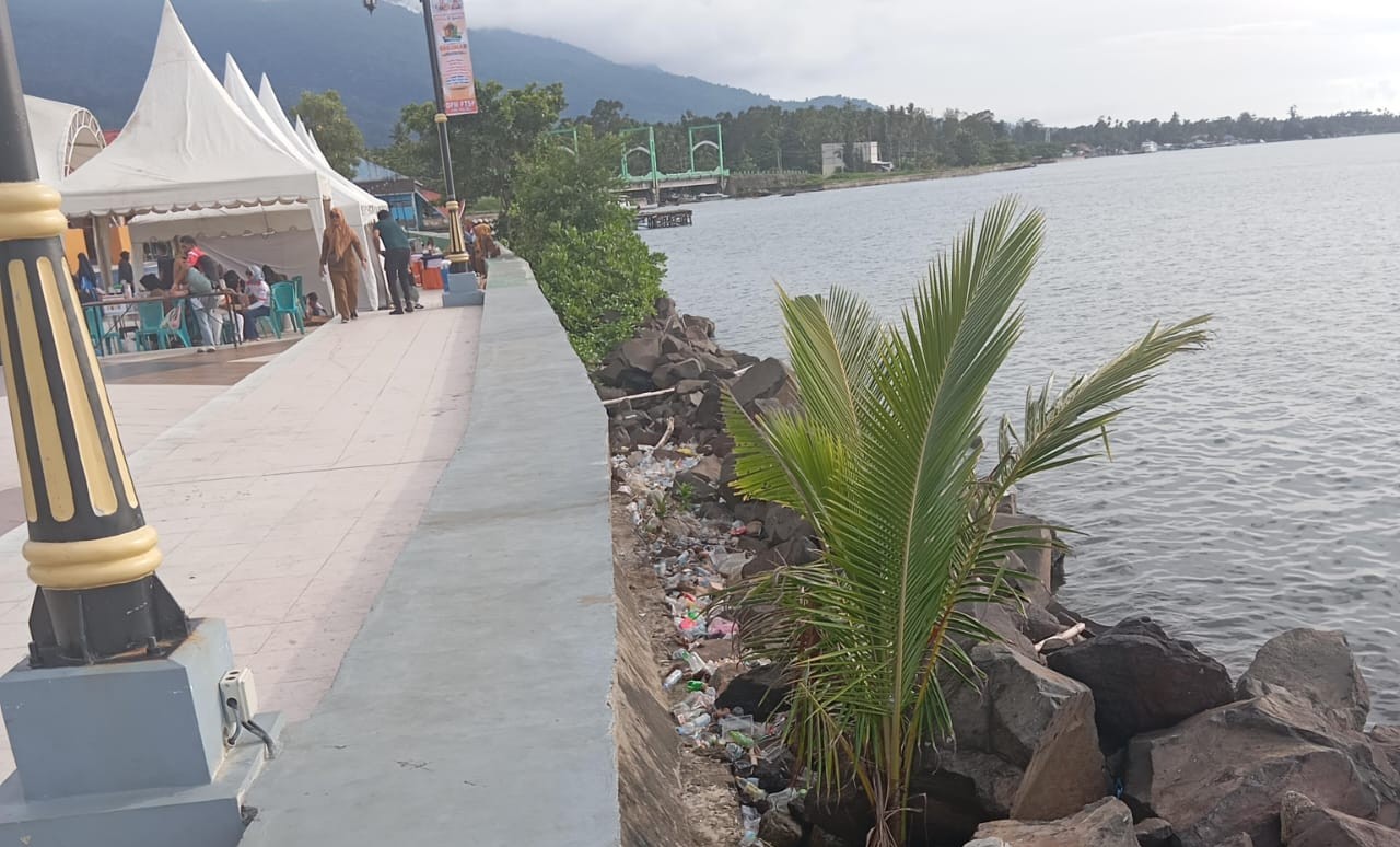 Festival Saruma 2025 Baru Dibuka, Pantai UMKM Milenial Halsel Sudah ...